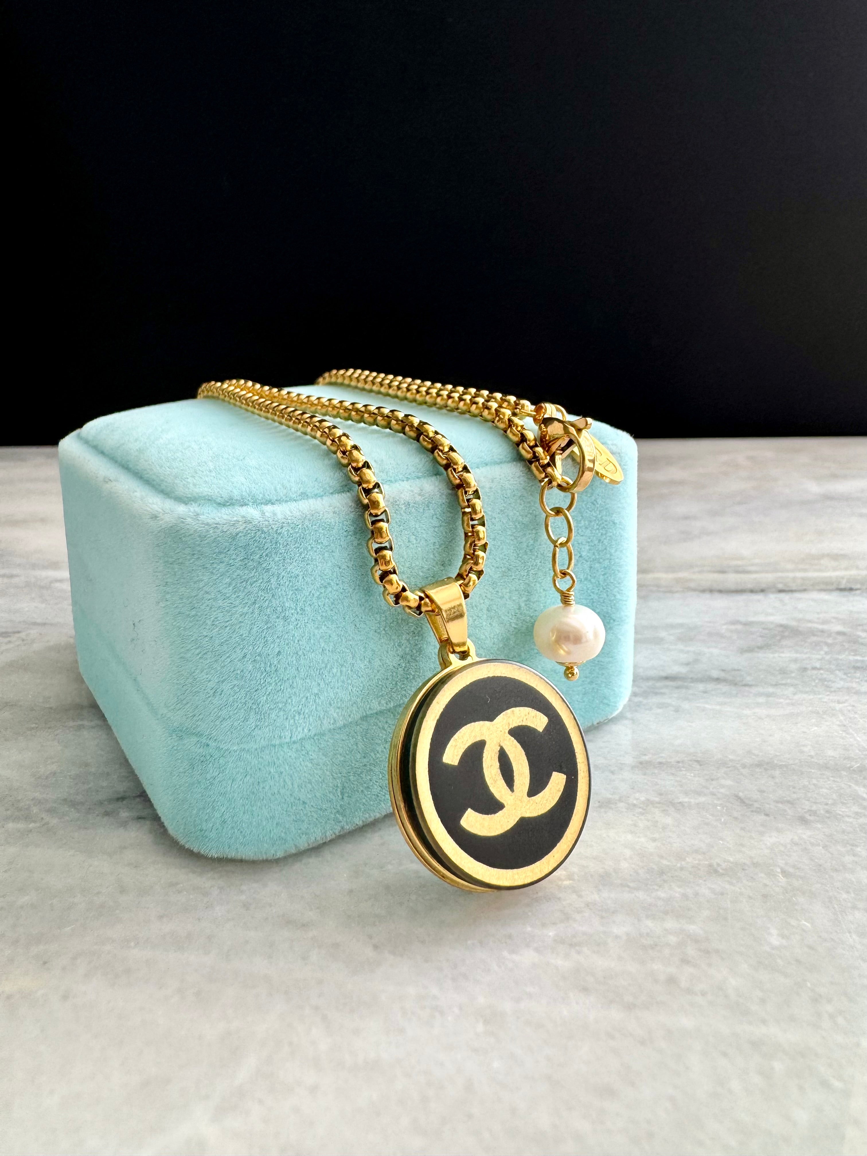 Extremely rare Vintage Authentic reworked Gold button Necklace - LAR ...